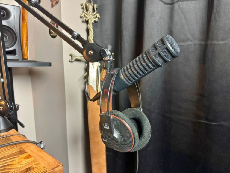 Home Recording Studio Guide for Metal Guitarists (2025 Update) - Jason ...